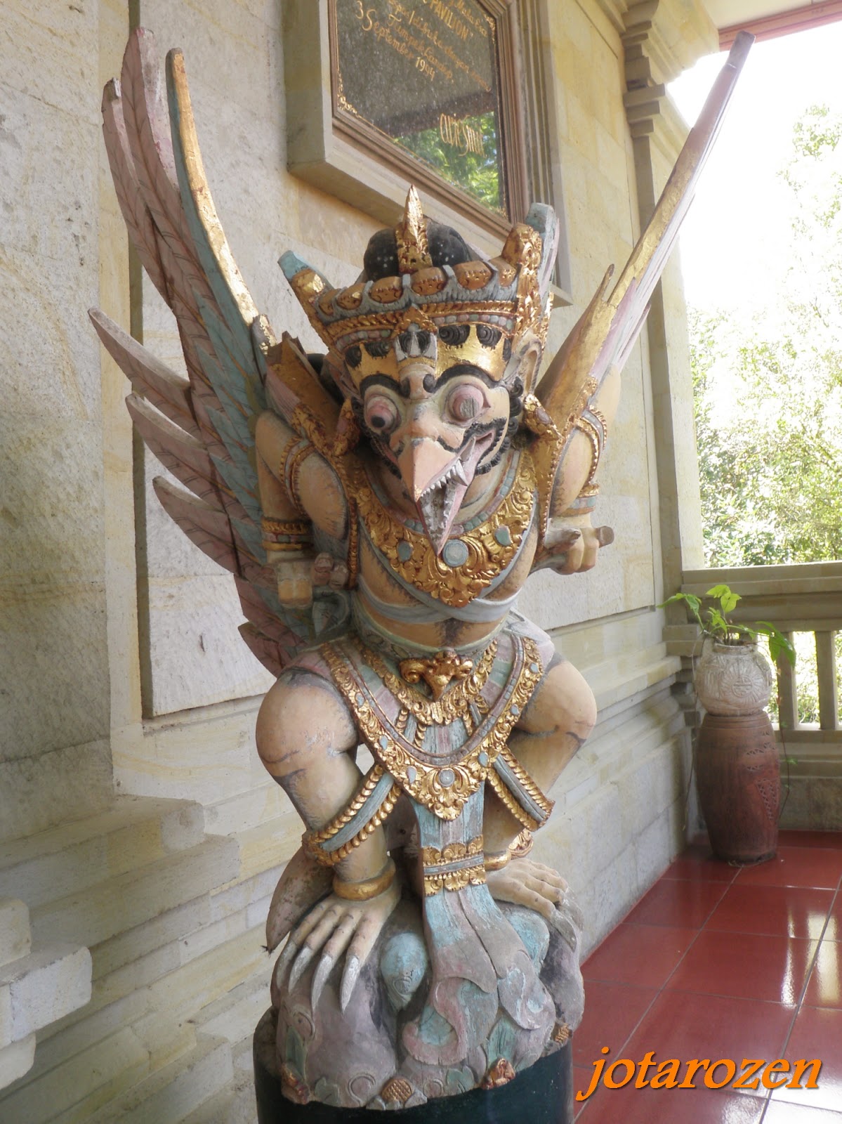 Footsteps - Jotaro's Travels: Indonesia - Bali Hai 3 : Day 2 Oct 2011