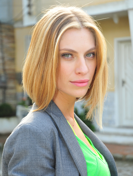 Coisinhaas de Meninas ♥: Lana Rodes