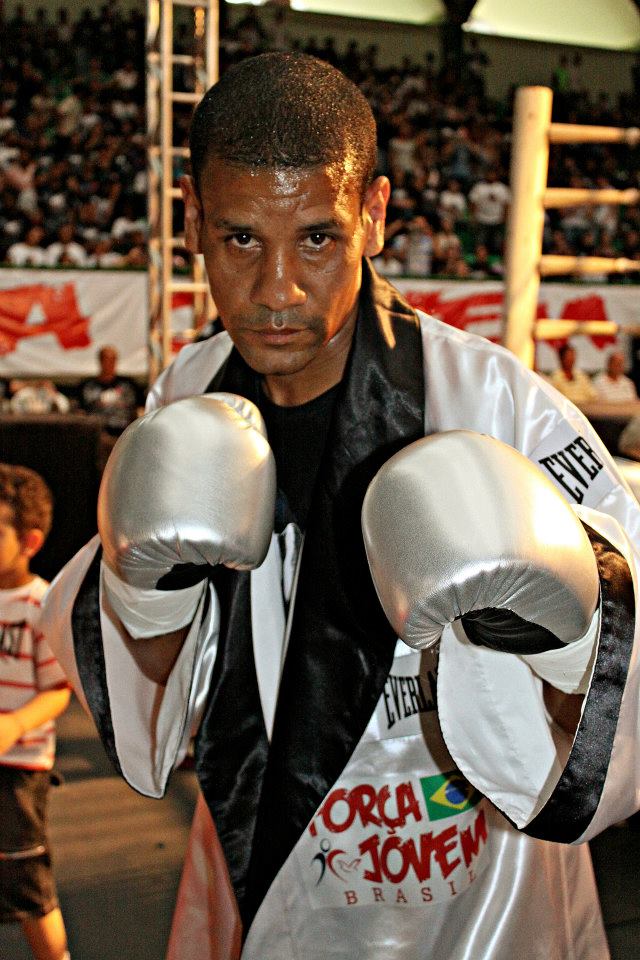 GIOVANNI ANDRADE CAMPEÃO MUNDIAL WPC: CAMPEÃO MUNDIAL WPC SUPER GALO