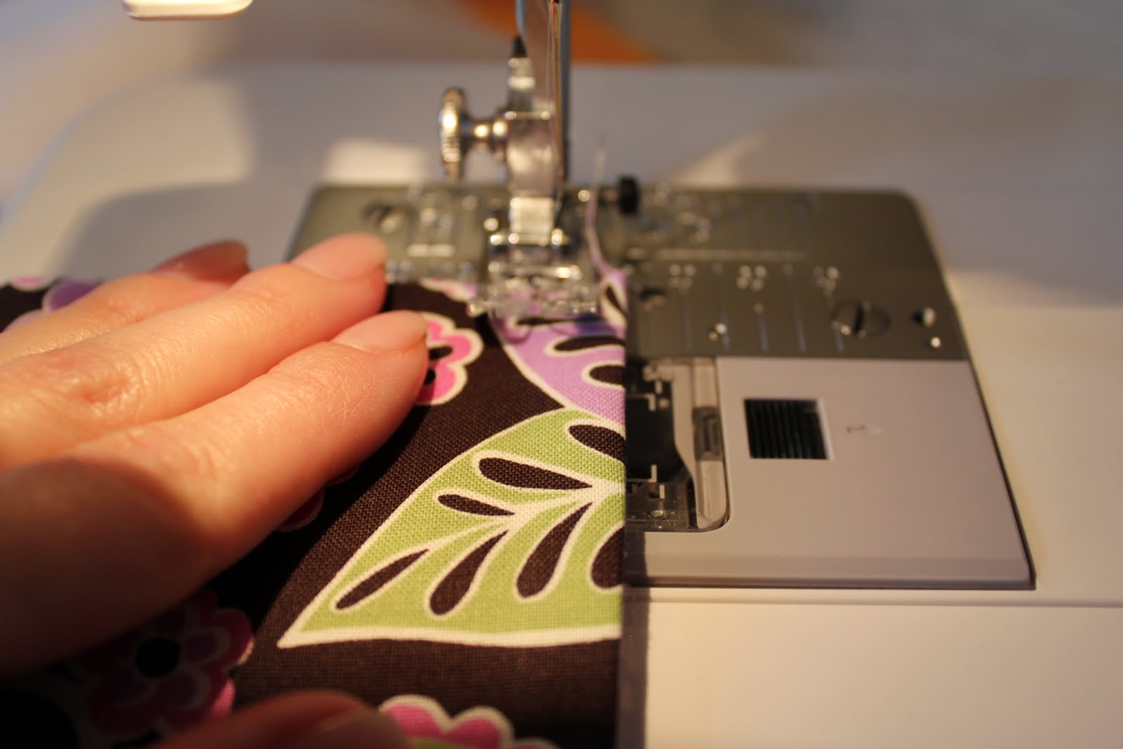 Southern Girl Creations: Tutorial: How to Make a Kindle Cover