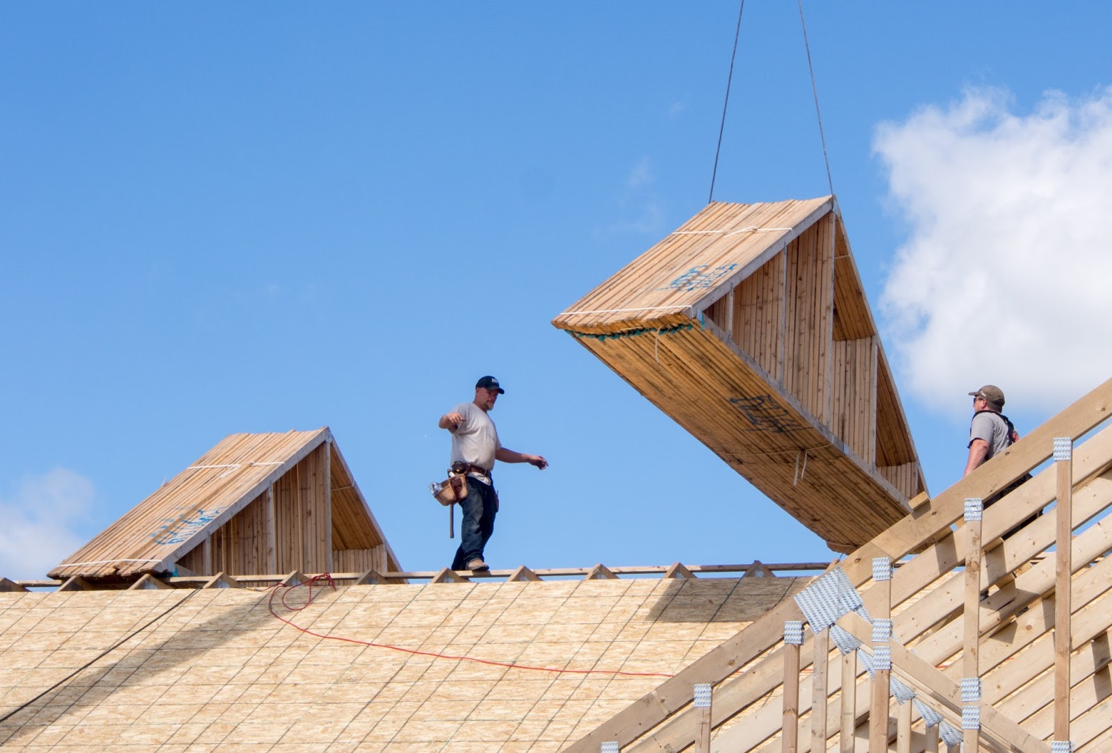 LLCER Building Project: September 10 - Finishing the Last Large Trusses ...