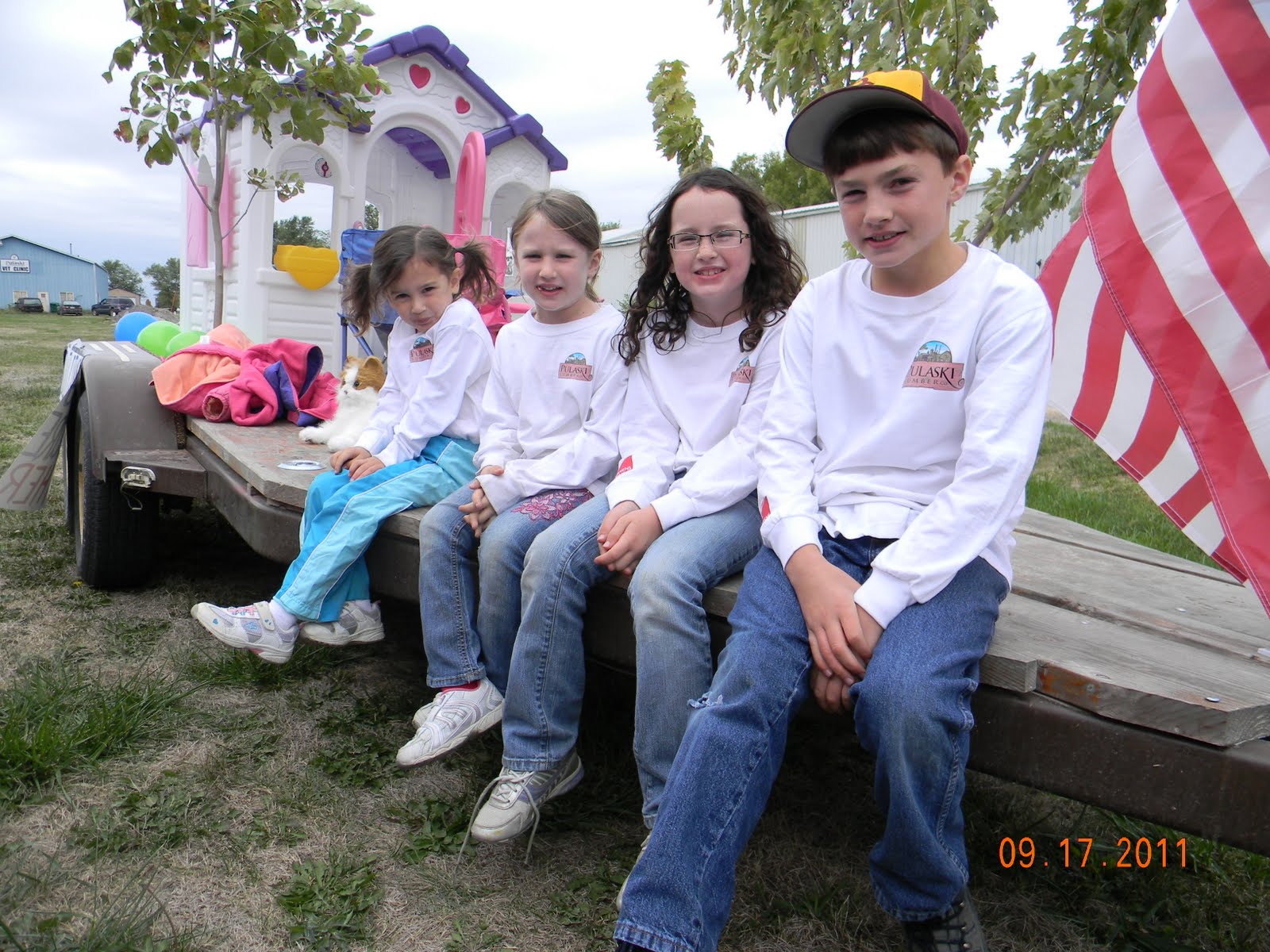 FARK.com: (11759496) "The Pulaski Corn Show attracted over three dozen ...