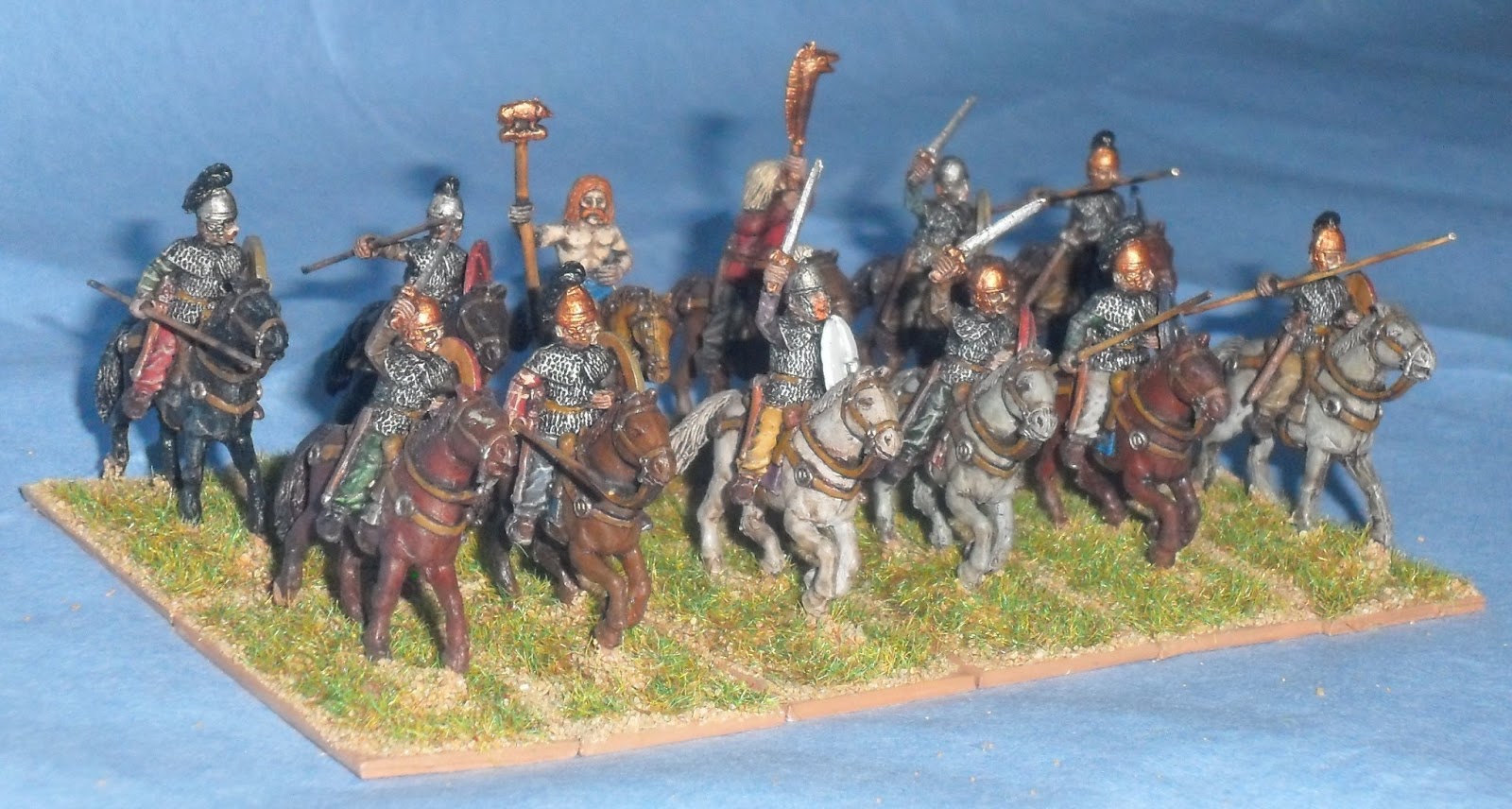 PARADE GROUND 20mm: Gallic Mounted Nobles