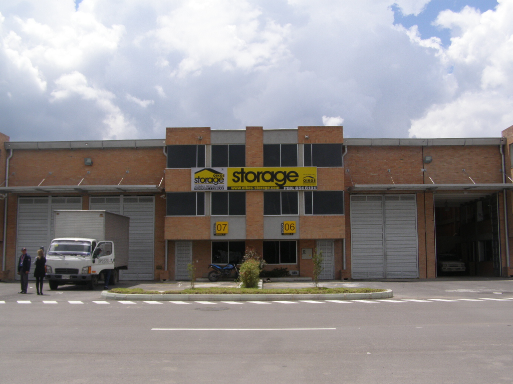 OIKOS Storage: Cómo puede almacenar sus elementos en las bodegas