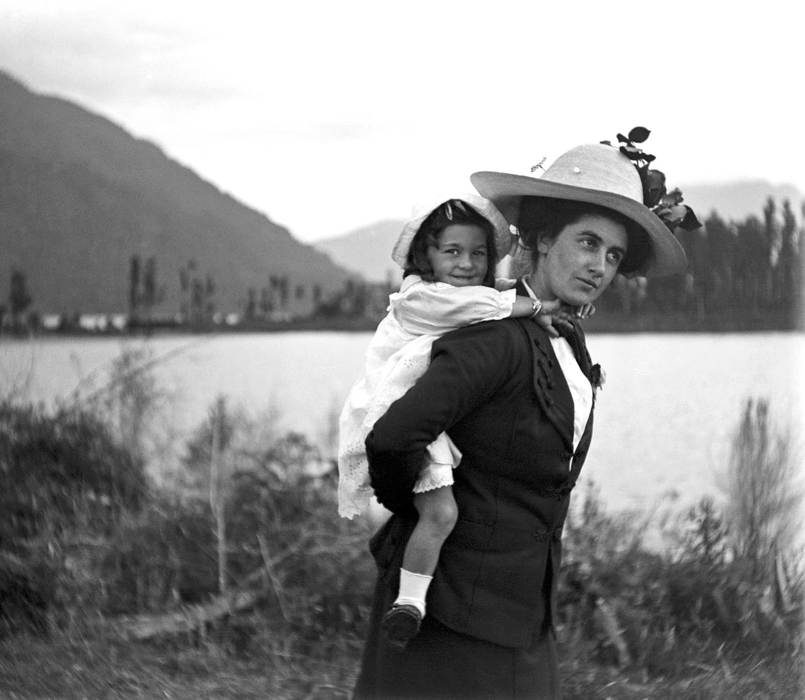 History in Photos: Isaac Henry Bowen Jeffares