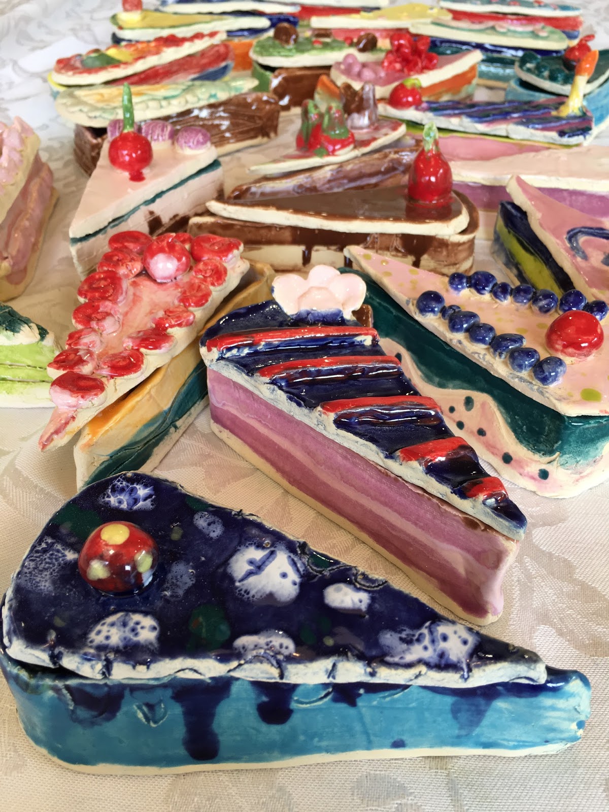 Sunnyside Art House: Ceramic Cake Boxes