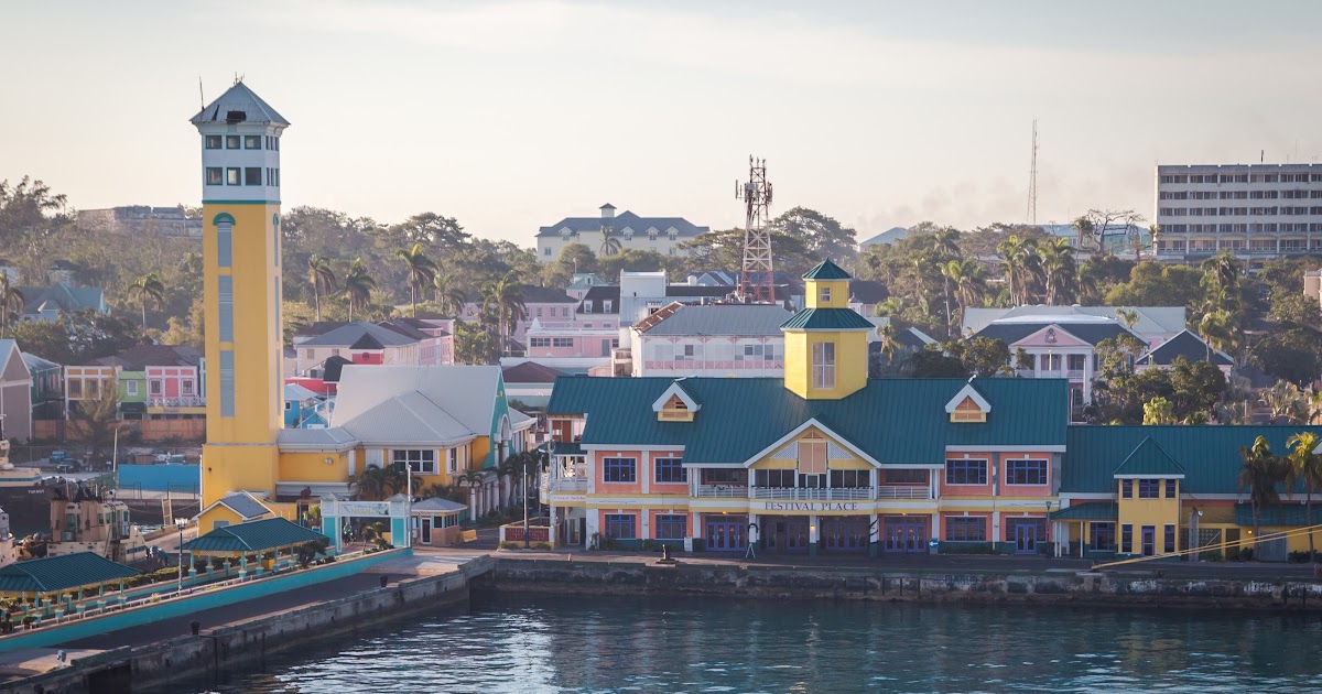 Nassau - Where Luxury and Poverty Meet - Explore the World with Simon ...