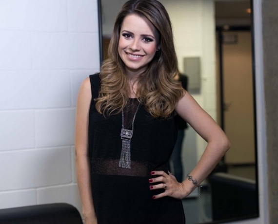 Toque Feminino Atelier: Como parecer mais alta e magra