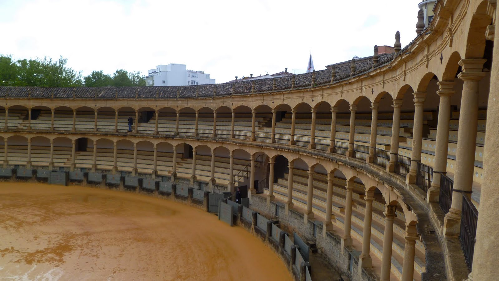 2011 (España): Visite de l'arène de le ville de Ronda