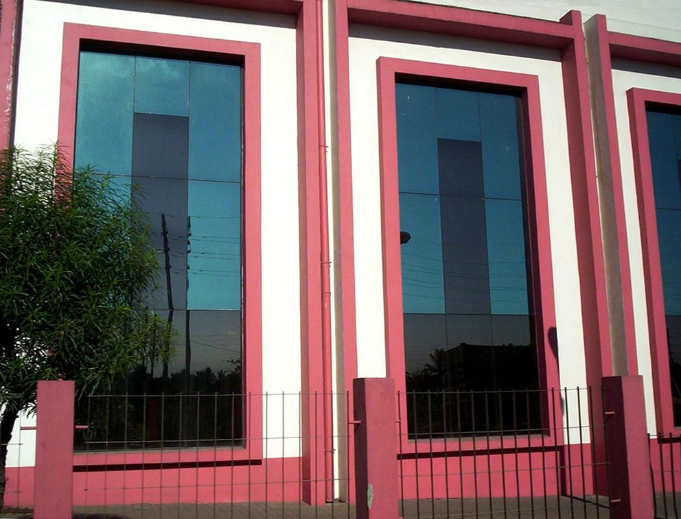 Fábrica de Cerveja 2M no Infulene, Moçambique