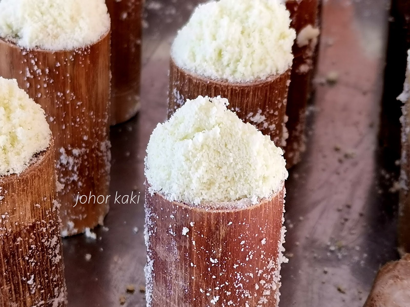 Putu Bambu Juriah in Ayer Hitam, Johor |Tony Johor Kaki Travels for ...