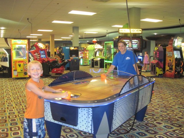 NUSLP: Coco Keys, Roomservice, FUN IN OMAHA