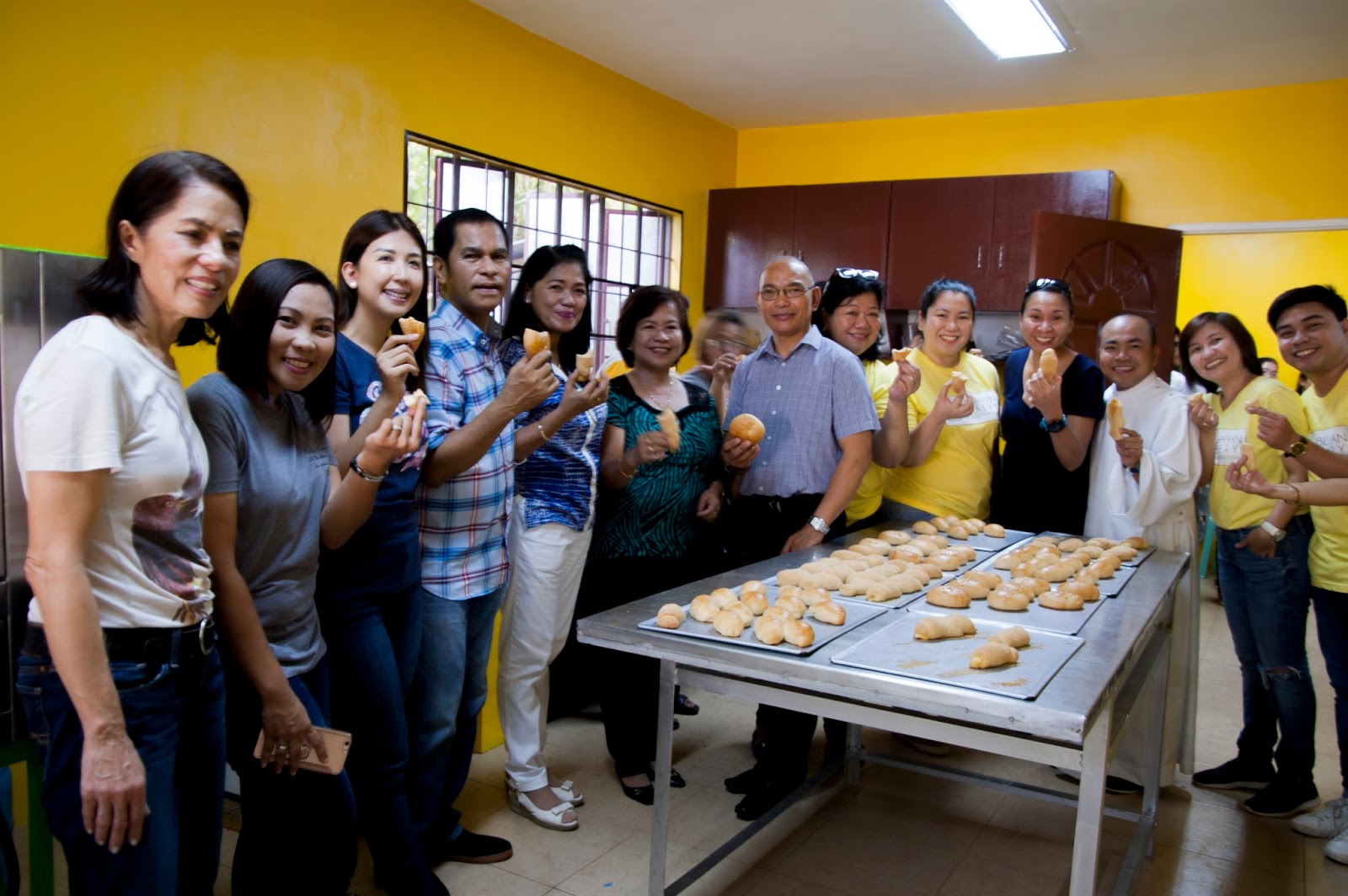 Goldilocks helps empower communities with its 'Kabuhayan Bakery ...