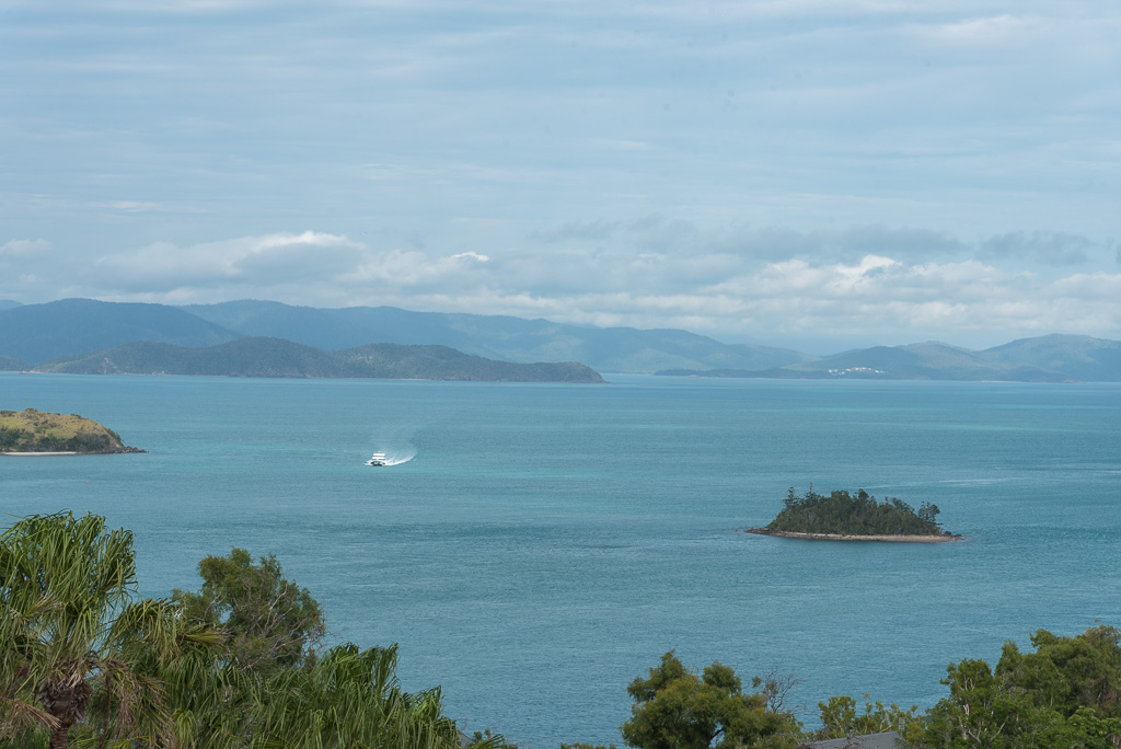 Hamilton Island (Whitsunday Islands), Australia - Along the Great ...