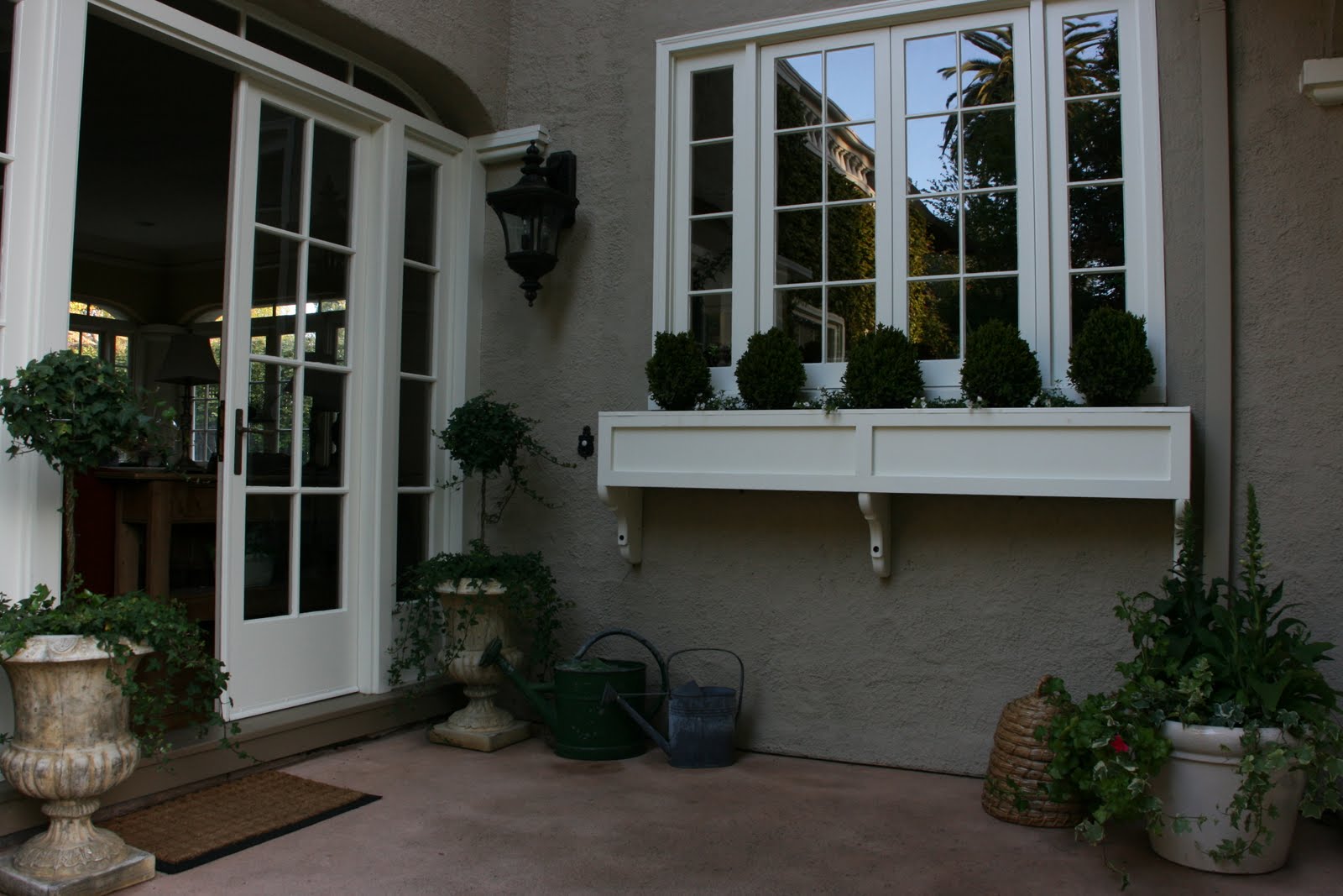 vignette design: Tuesday Inspiration: Window Boxes