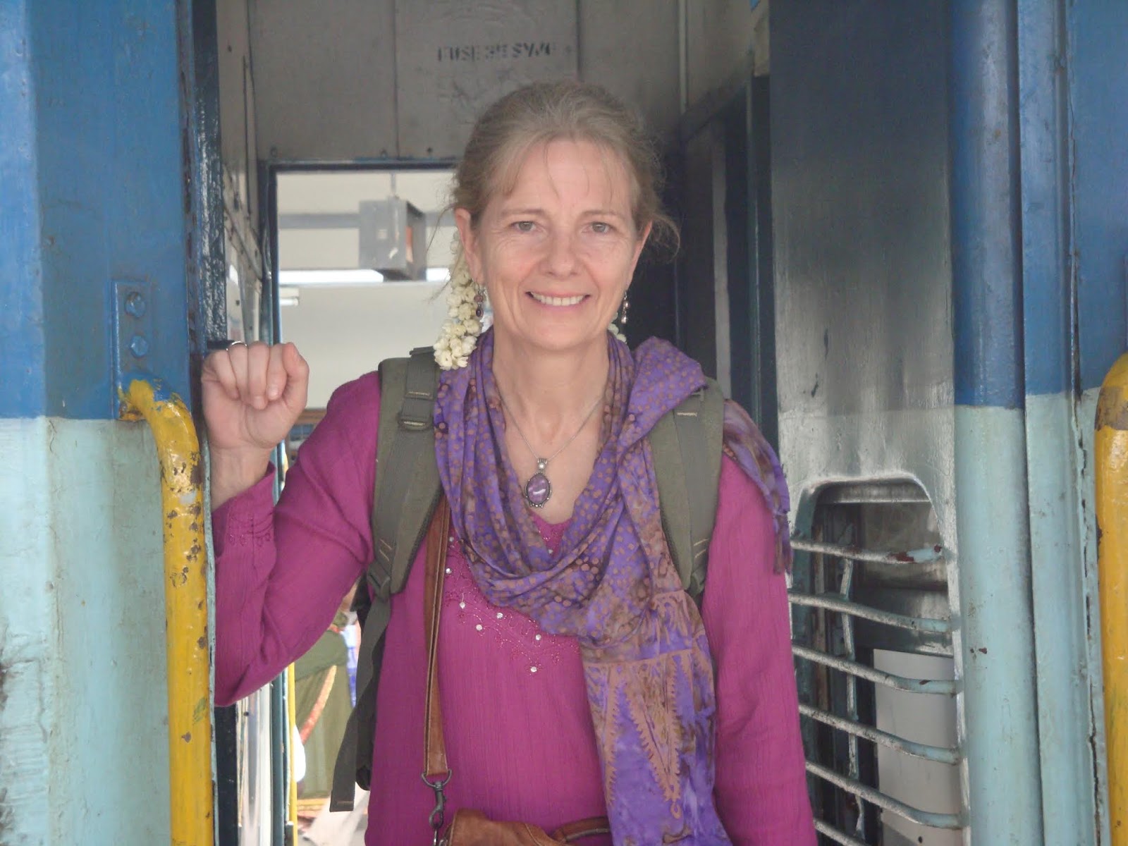 Trisha Ray - Log of a Travel Artist: Travel by Train - Venice Mail Cars ...