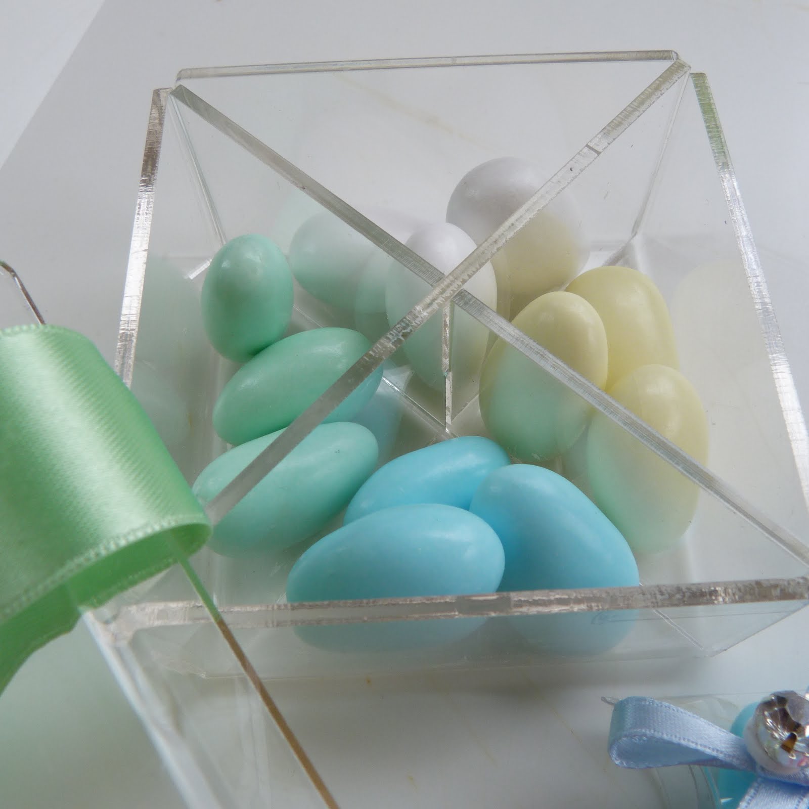 Bomboniera confezioni confetti per matrimonio, battesimo, Laurea ecc ...