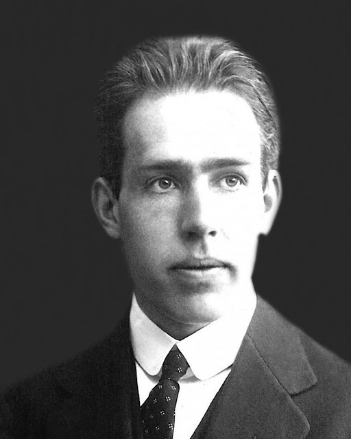 Bapak Struktur Atom - Niels Bohr ~ 70 PENEMU