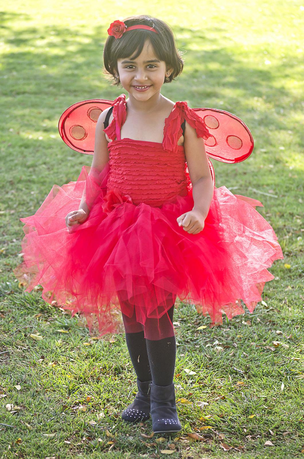red ruffled dress tutorial