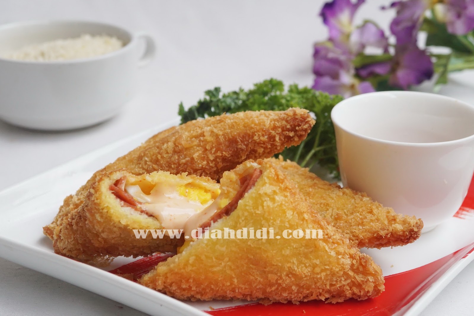 Diah Didi's Kitchen: Roti Goreng Isi Mayo