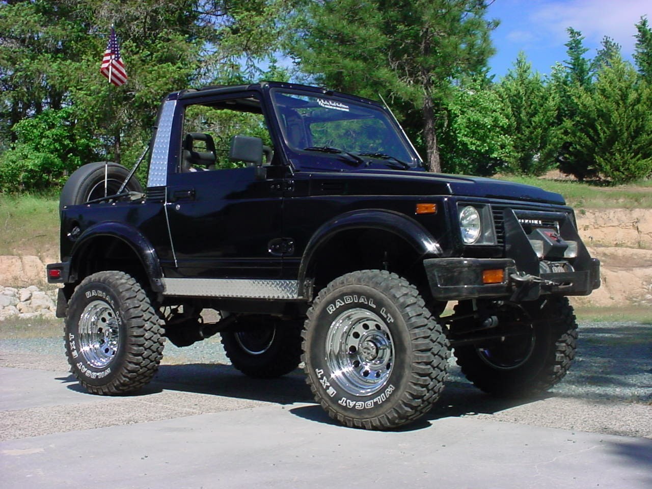 All Type Of Autos: Suzuki samurai