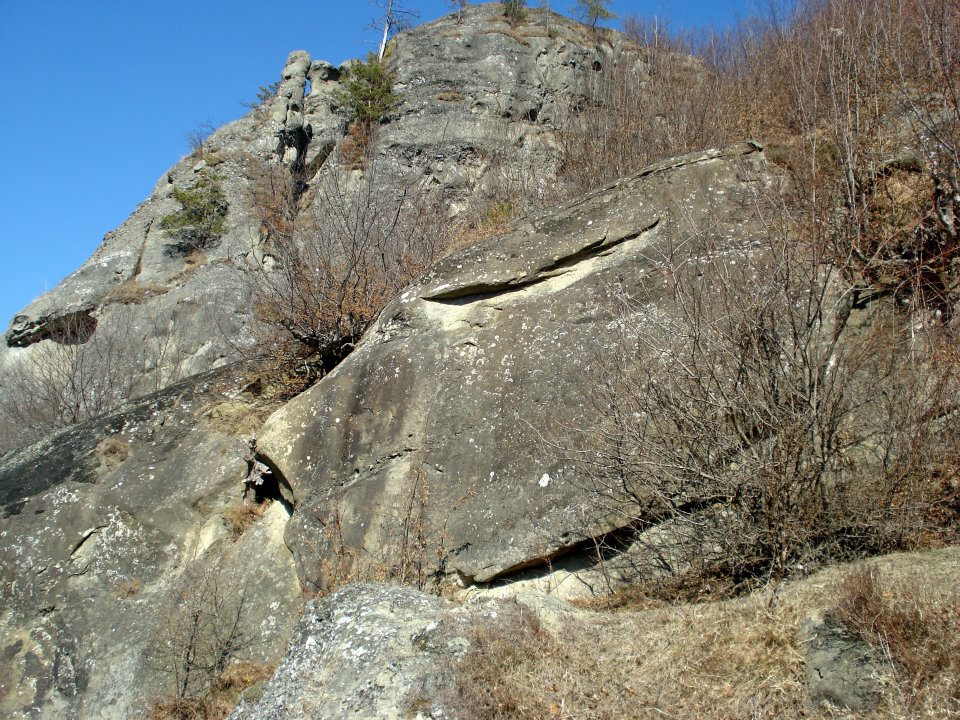 Romania - Gura de Rai: Triunghiul magic Cetățuia – Nămăiești – Corbii ...