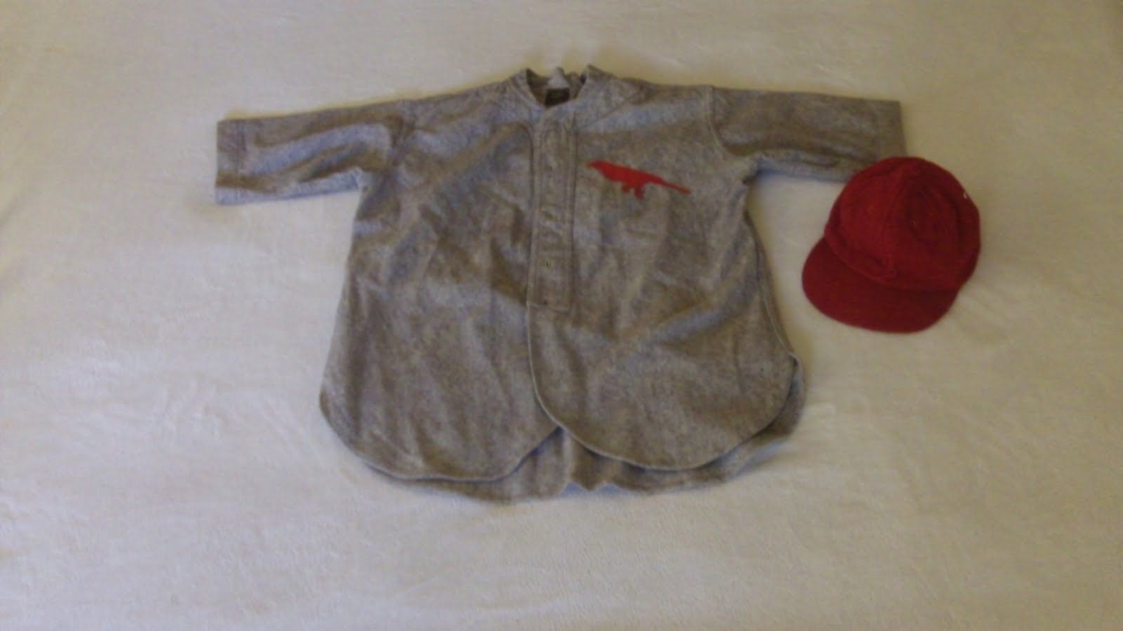 WayWeWore Vintage: 1930's Cardinal Baseball Uniform