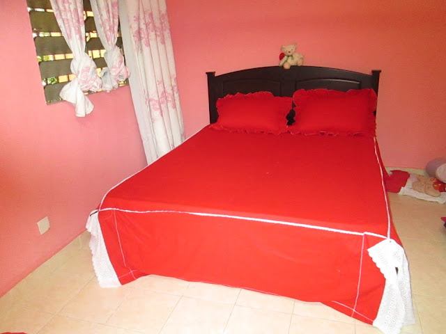 HomeSewingDesign: Red Velvet Bed Sheet