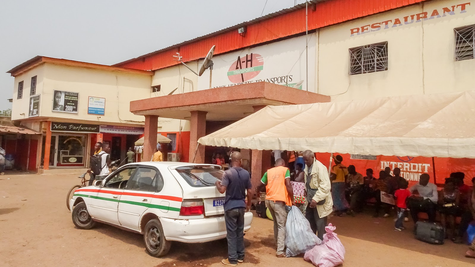 Ivory Coast - Visit the world's largest church - Sven's Travel Venues