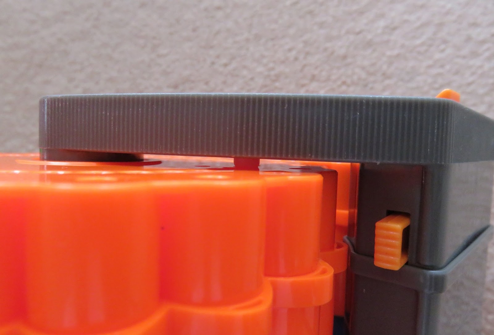 Outback Nerf: Review: Buzz Bee Double Drum (15m) [Barbarian]