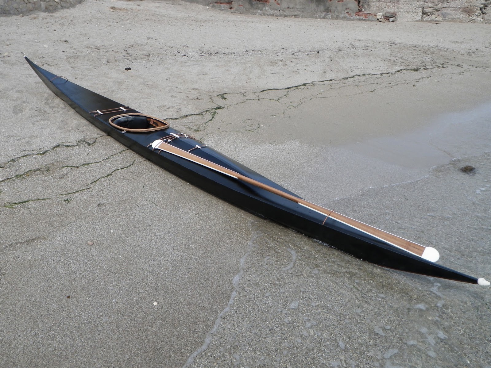 KAYAK GROENLANDES ALICANTINO: CONSTRUCCION DE QAJAQ TRADICIONALES