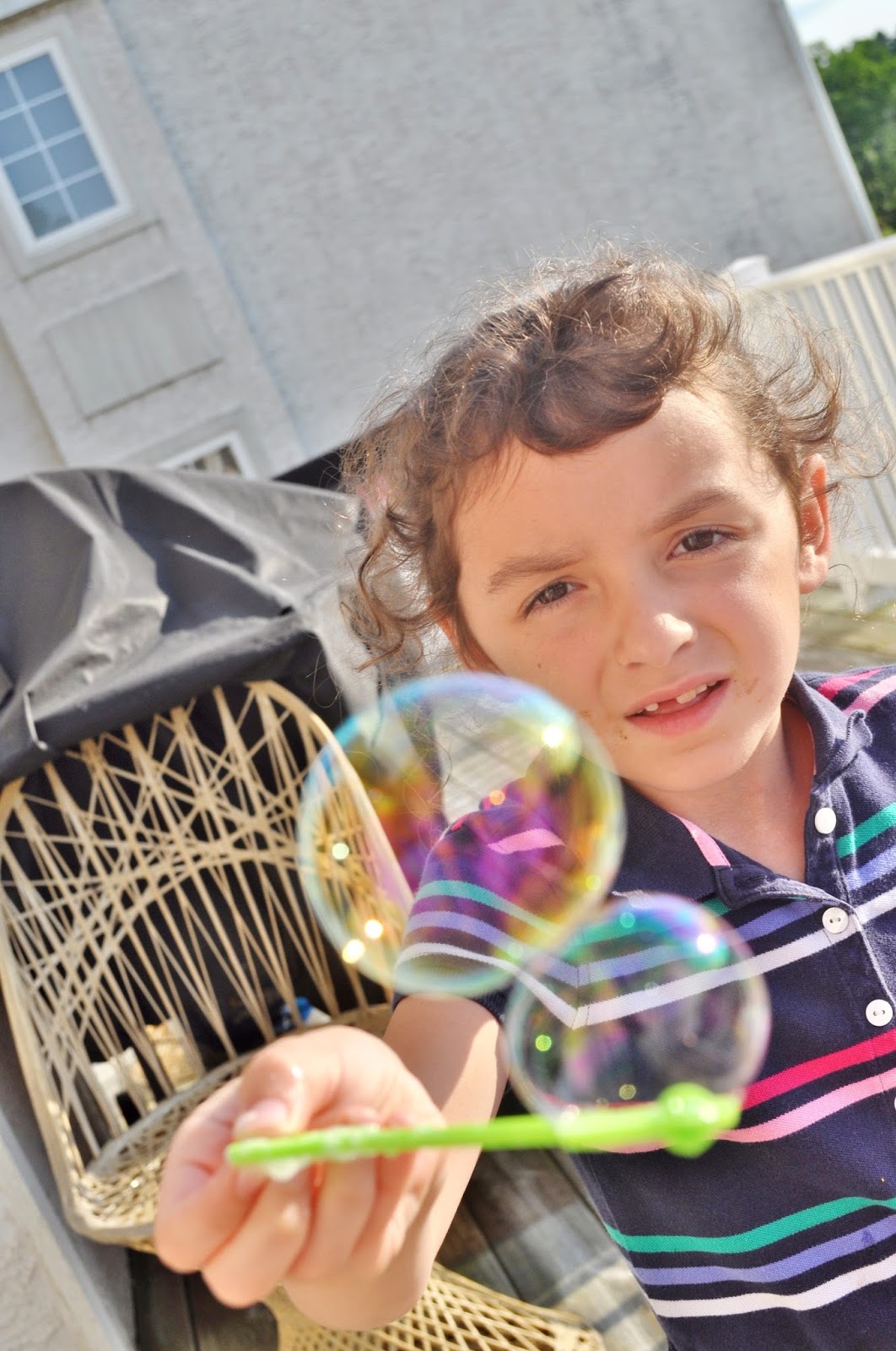 Mommy Eclectic: Summer + Bubbles = Fun, Fun, Fun!