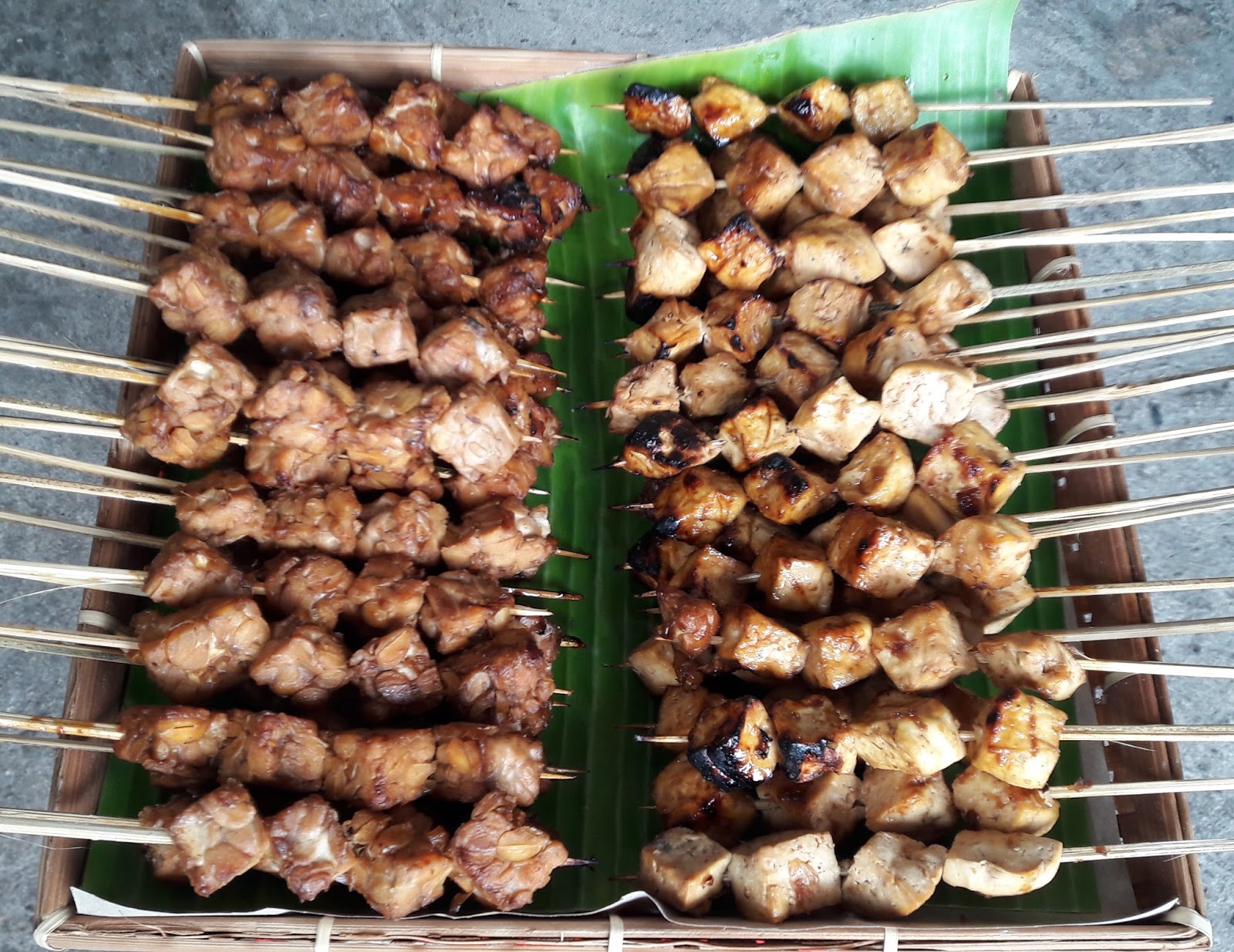 ANGKRINGAN GUNUNGAN PALEMBANG: Sate-Satean