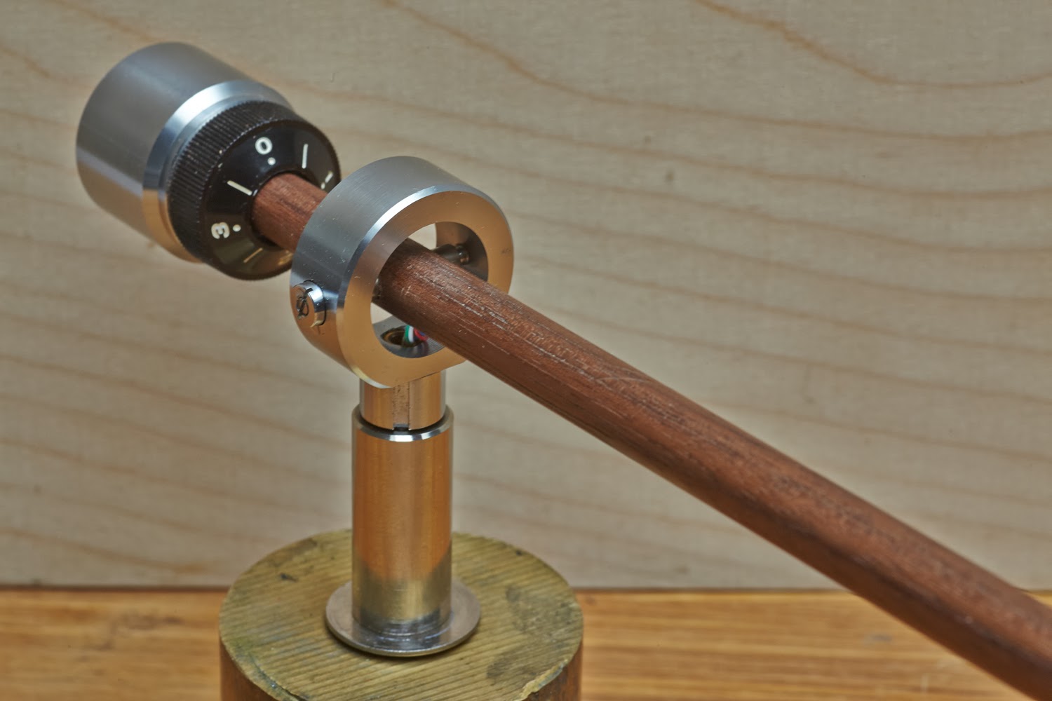 truefi: A 12 inch Wooden Tonearm