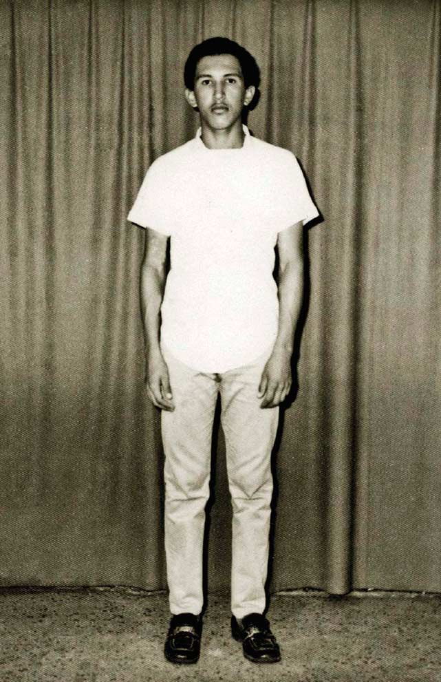 Cosas Interesantes!: Las fotos de la niñez y adolescencia de chávez