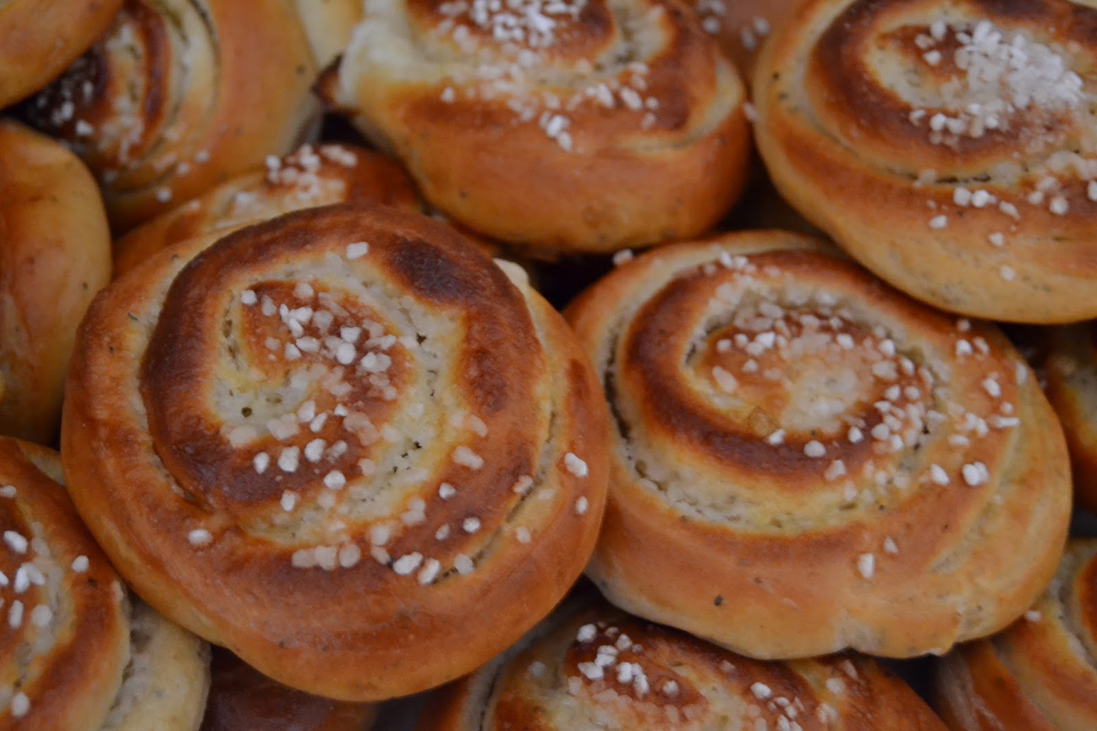 Marsipaaniunelmia: Dallas-pullia