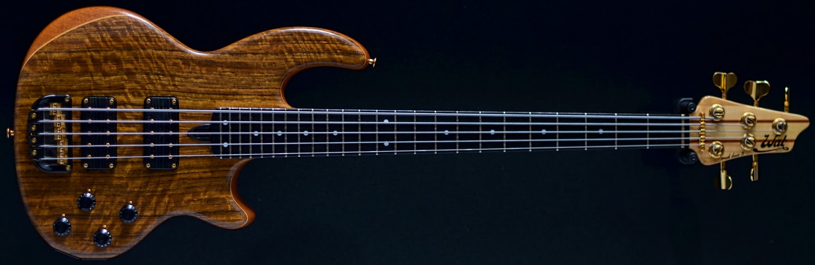 A HISTORY OF WAL BASSES: Wal MB4 midi bass