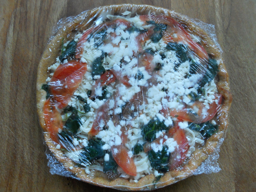 Snacking Squirrel: Spinach Pizza with Feta and Tomatoes