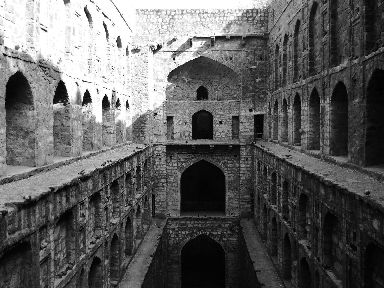 evenfewergoats: Agrasen Ki Baoli