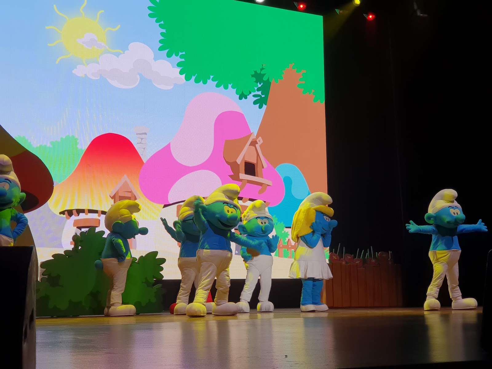 E-Wen Hooi: The Smurfs Live On Stage @ Resorts World Genting