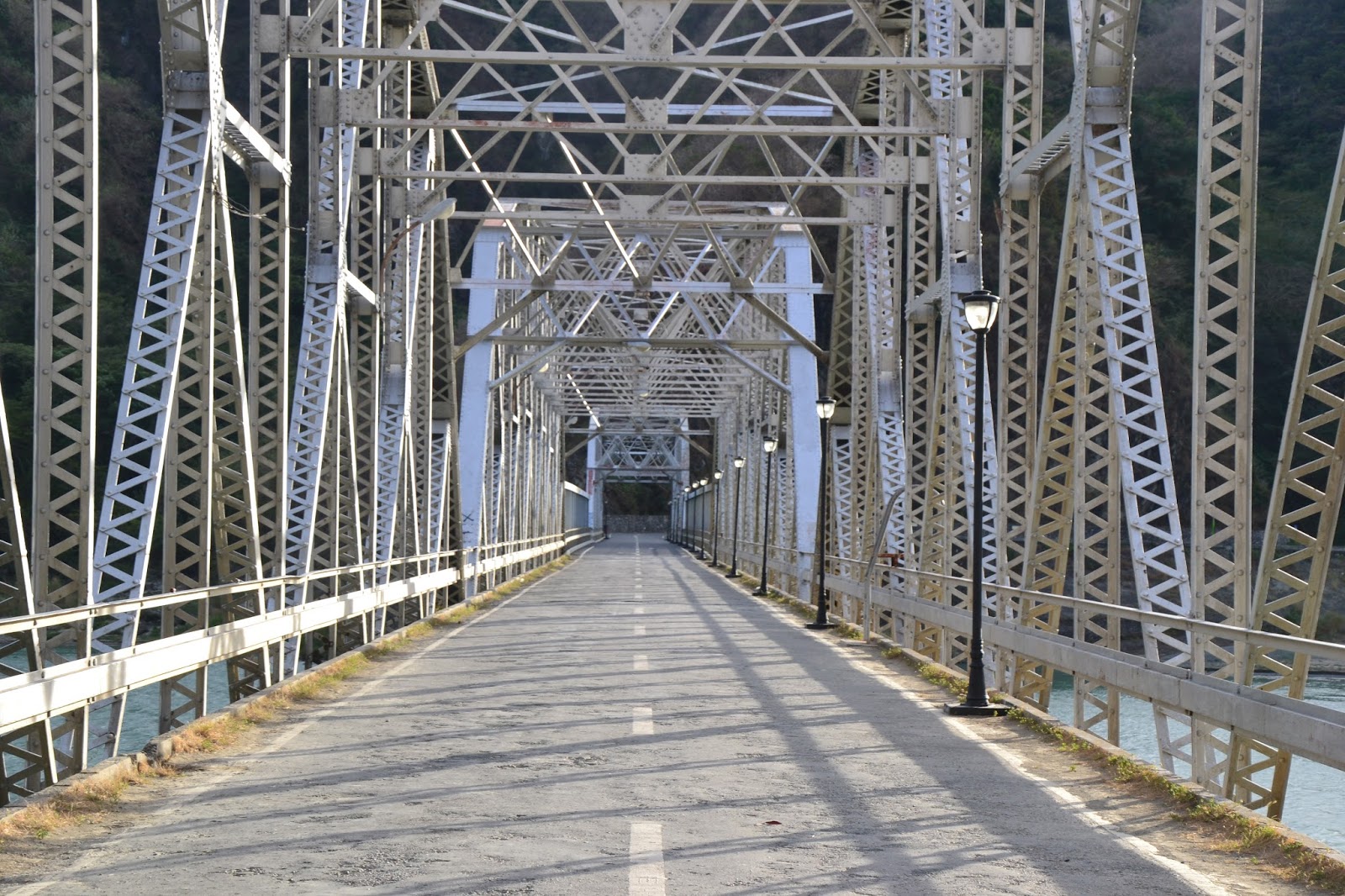 Ilocos Sur: Quirino Bridge