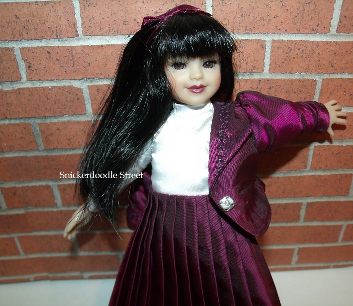 SNICKERDOODLE STREET: *REVIEW* April Dream Doll - Ginger Brook Hollow