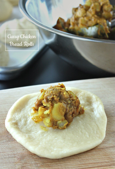 Curry Chicken Bread Rölls | Recipe Daily Cooking