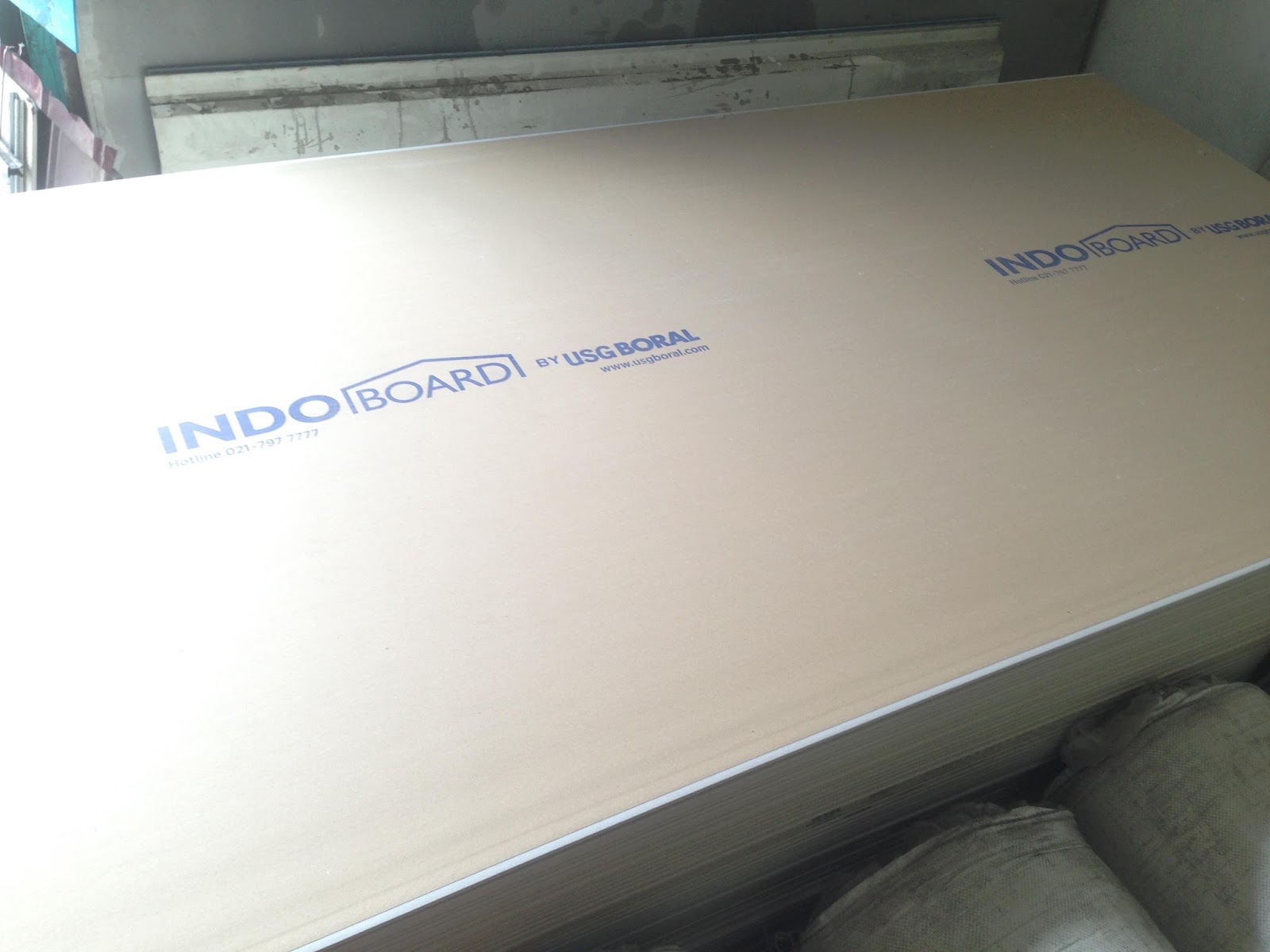 Brosur dan Spesifikasi Papan Gypsum Jayaboard Indoboard - Plafon dan ...