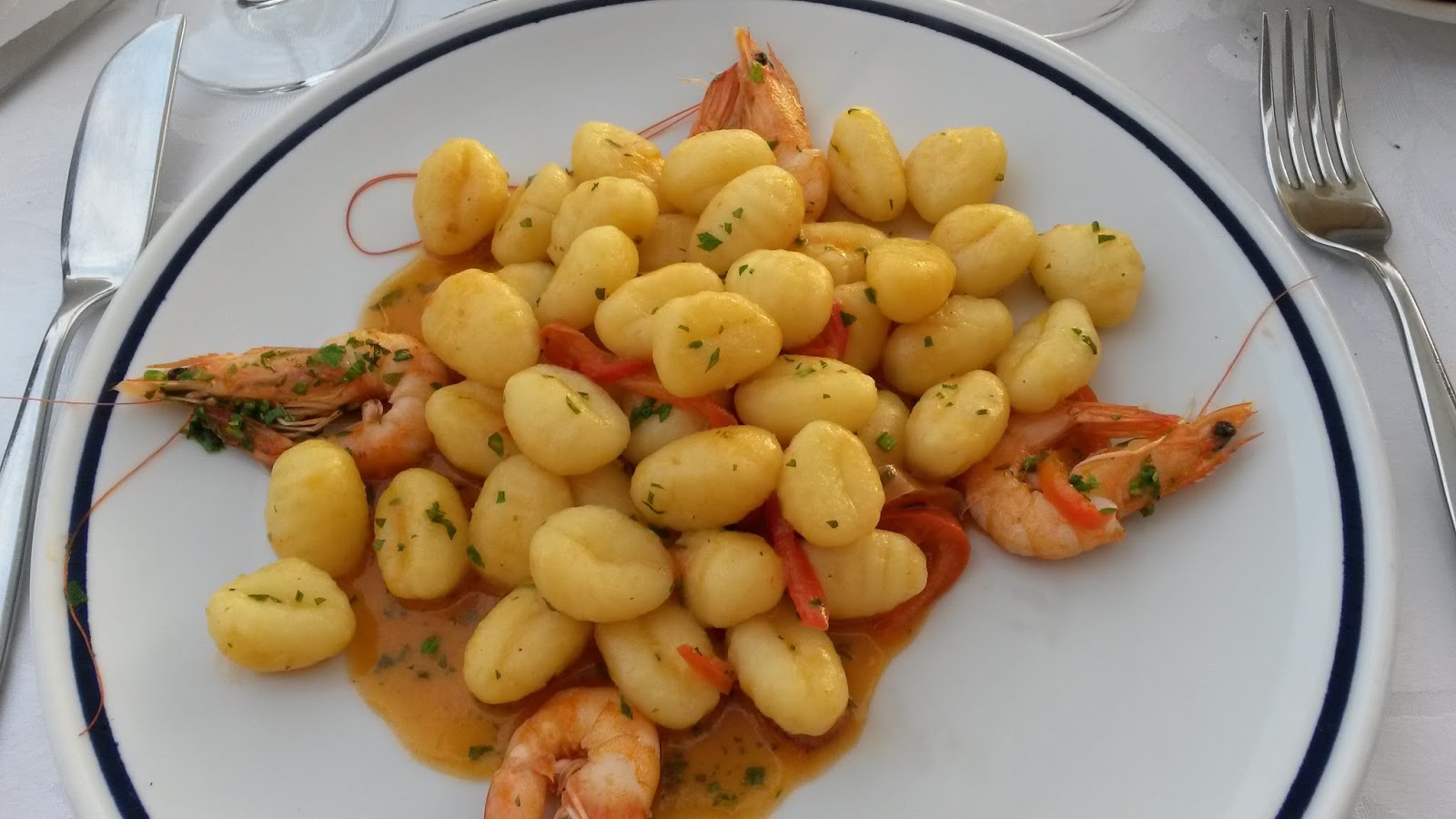 BLOG BY BINNS: Praiano Shrimp Gnocchi