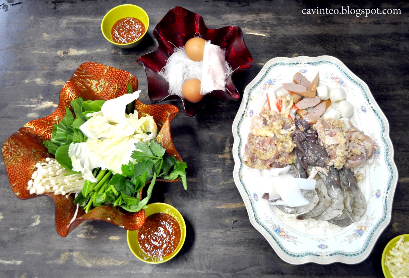 Entree Kibbles: Mookata Thai Style Steamboat & BBQ @ Golden Mile ...