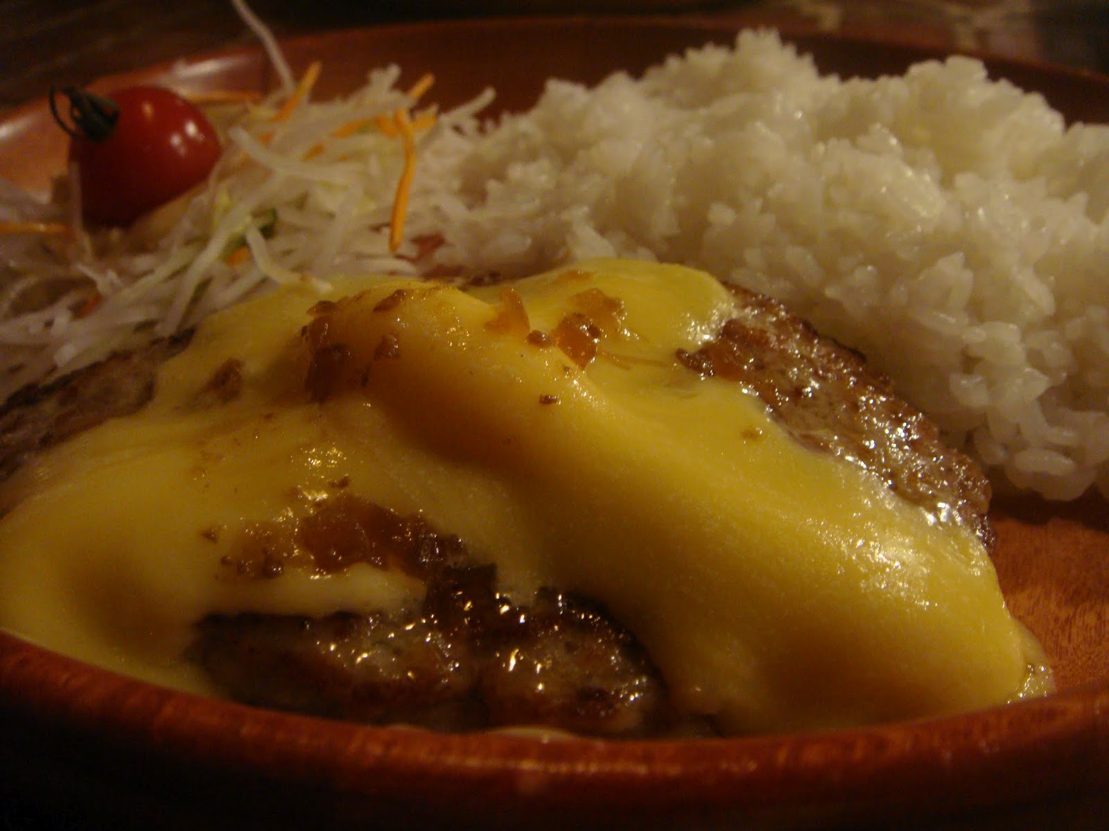 The not so extraordinary life of Jonas in Sapporo: Hanbaagu vs. Hanbaagaa