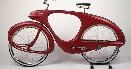 A Futuristic 1940s Bicycle