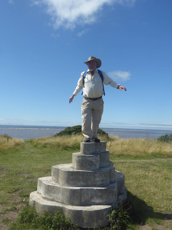 The Meanderthals: Crosby and the Sefton Coastal Path (Anthony's pics)