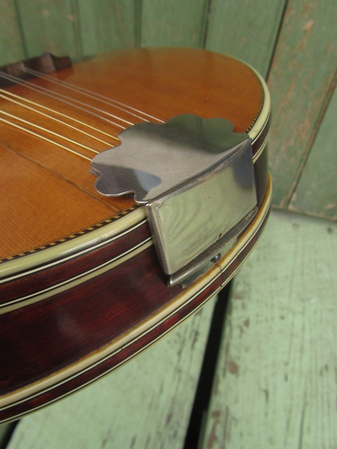 c.1915 Weymann Style 50 Mandolute Mandolin